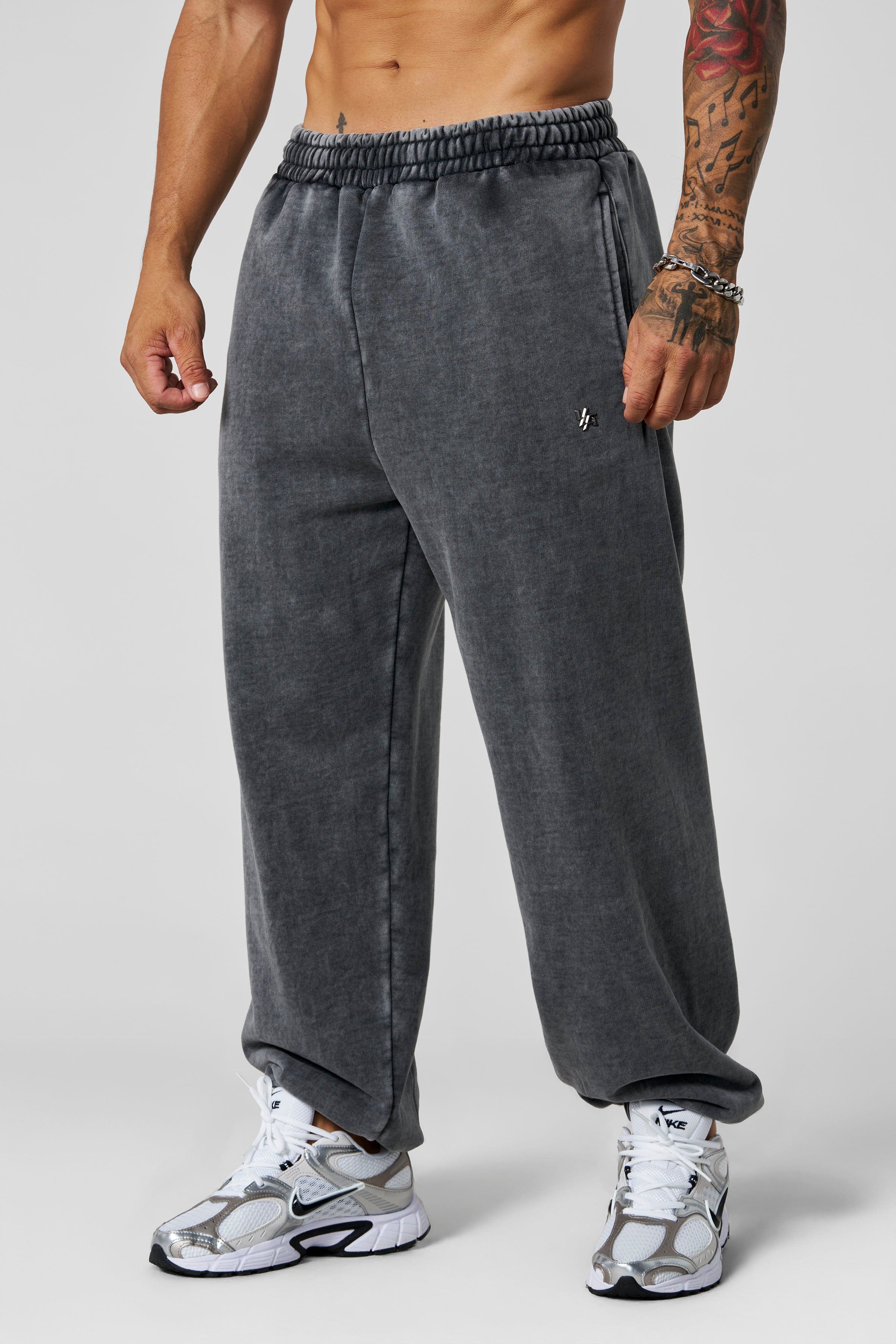 cuffed sweatpants essentials